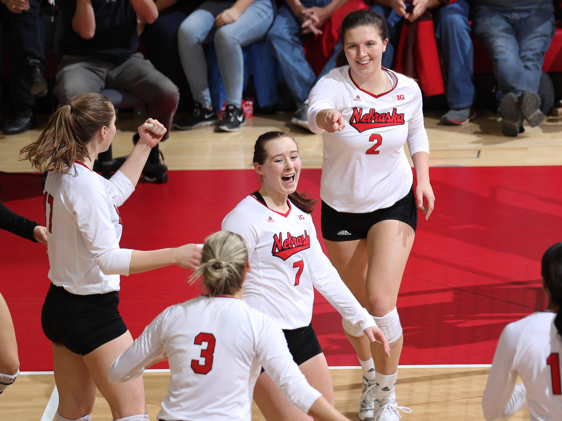 Kelly Hunter - Volleyball 2017 - University of Nebraska - Official ...