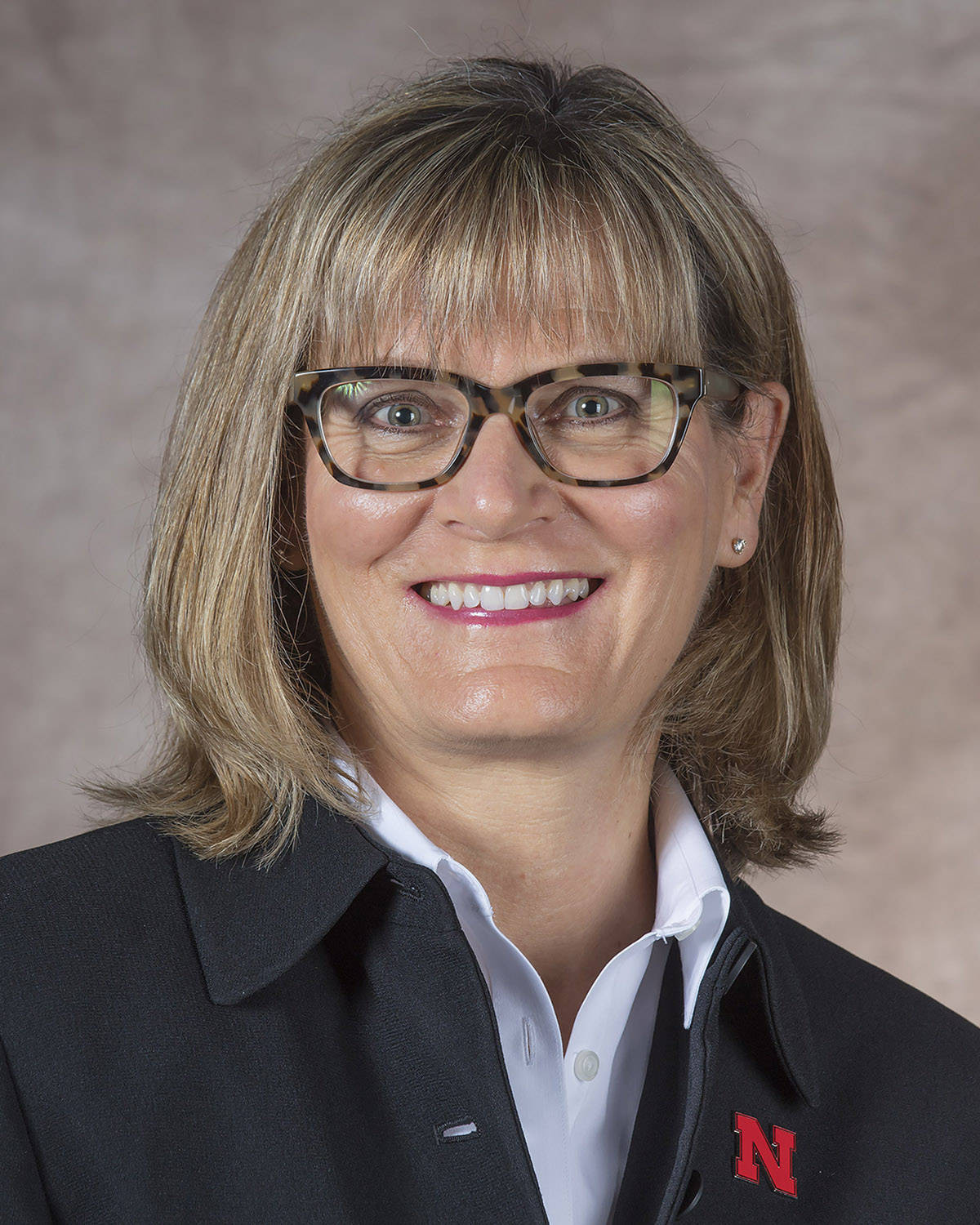 Diane Mendenhall - University of Nebraska - Official Athletics Website