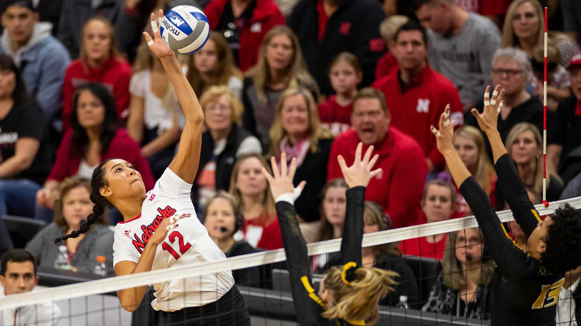 Lexi Sun - Volleyball 2020-21 - University of Nebraska - Official ...