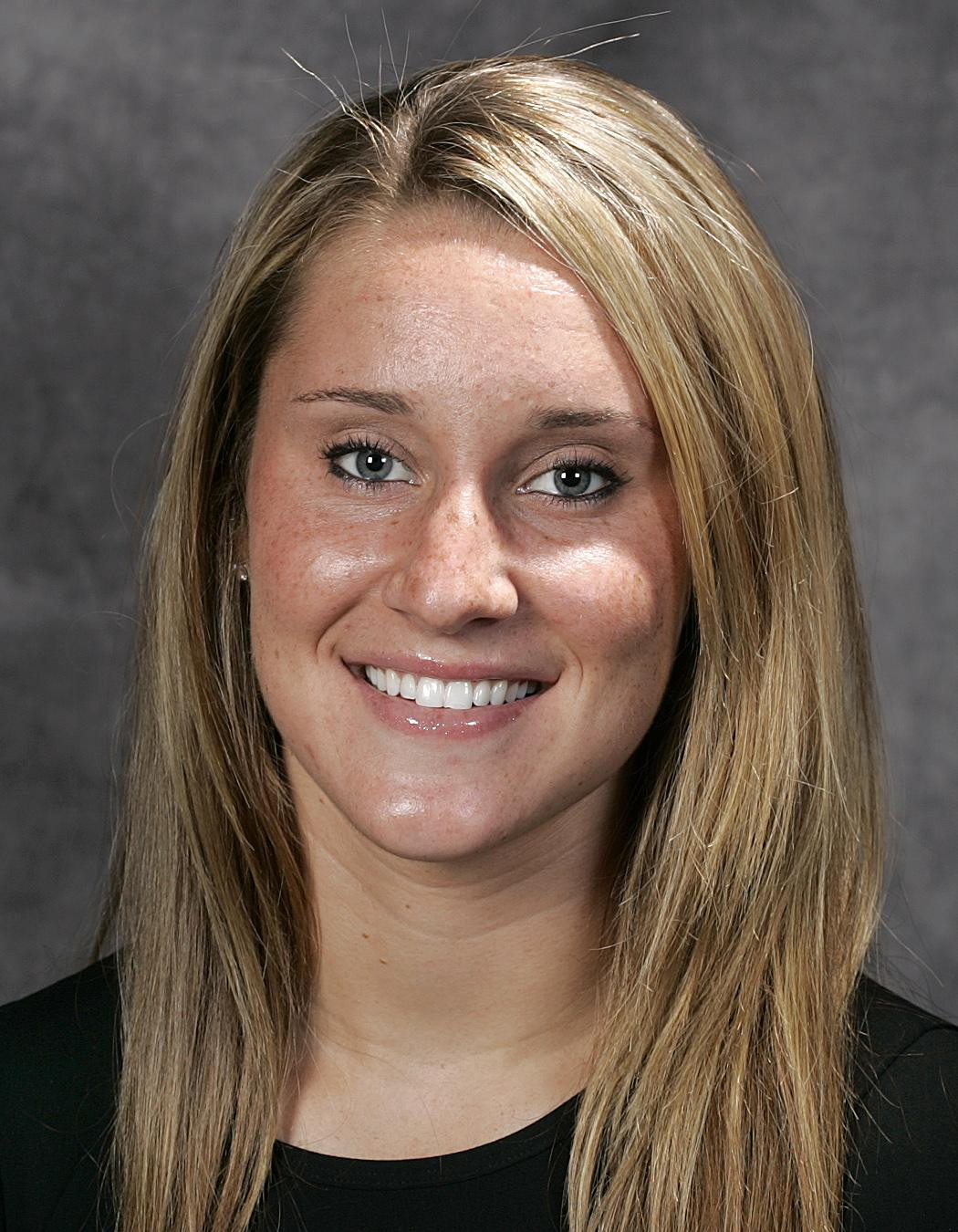 Danielle Schoen - Soccer 2006 - University of Nebraska - Official ...