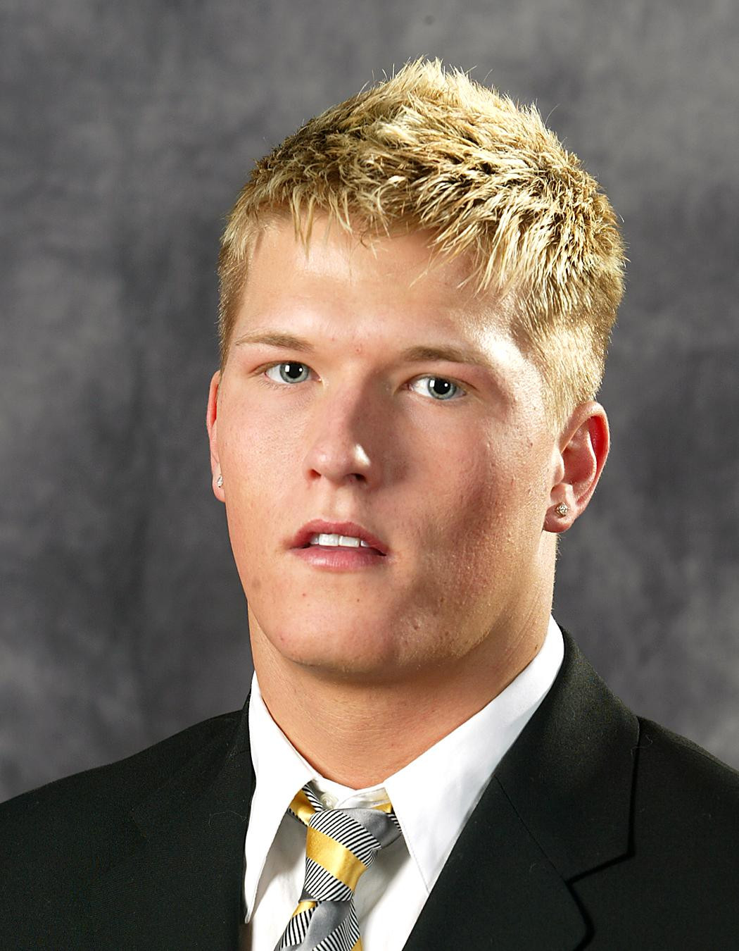 Eric Lueshen - Football 2003 - University of Nebraska - Official ...