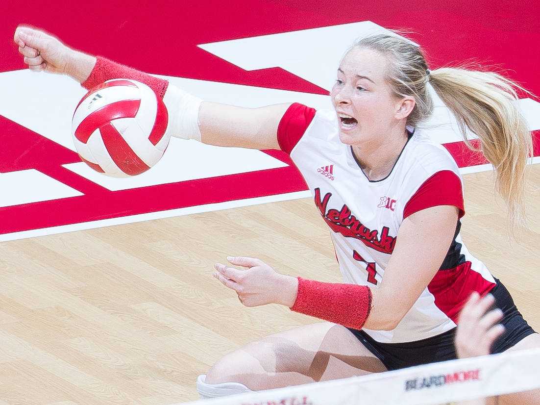 Lindsay Peterson - University of Nebraska - Official Athletics Website