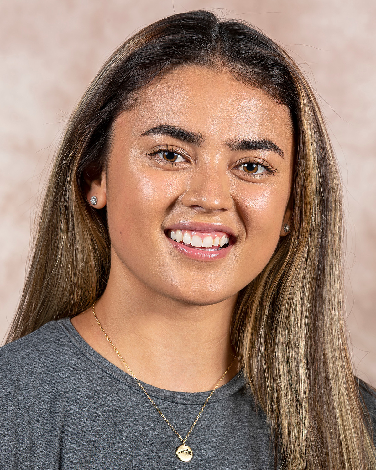 Keonilei Akana - Volleyball 2021 - University of Nebraska - Official ...