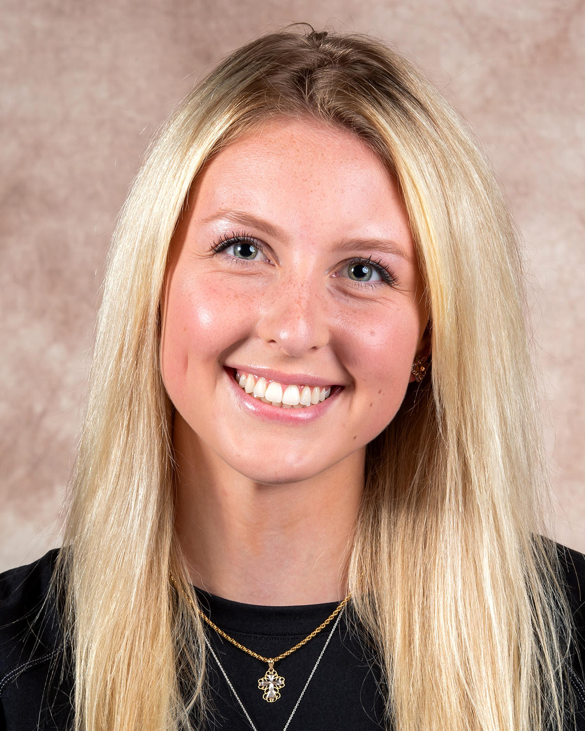 Kayla Mostowich - Soccer 2020-21 - University of Nebraska - Official ...