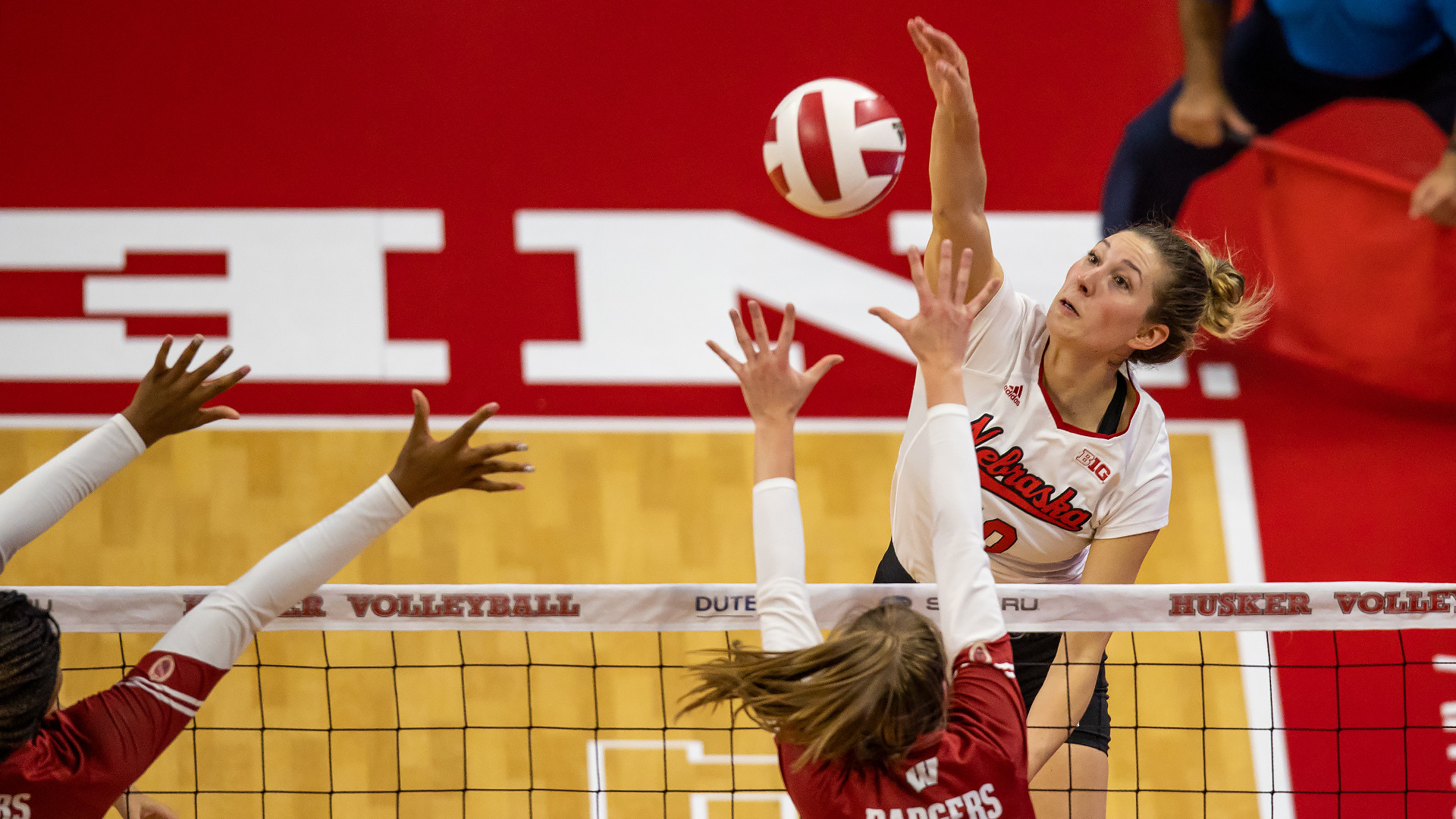 Nicklin Hames - Volleyball 2021 - University of Nebraska - Official ...