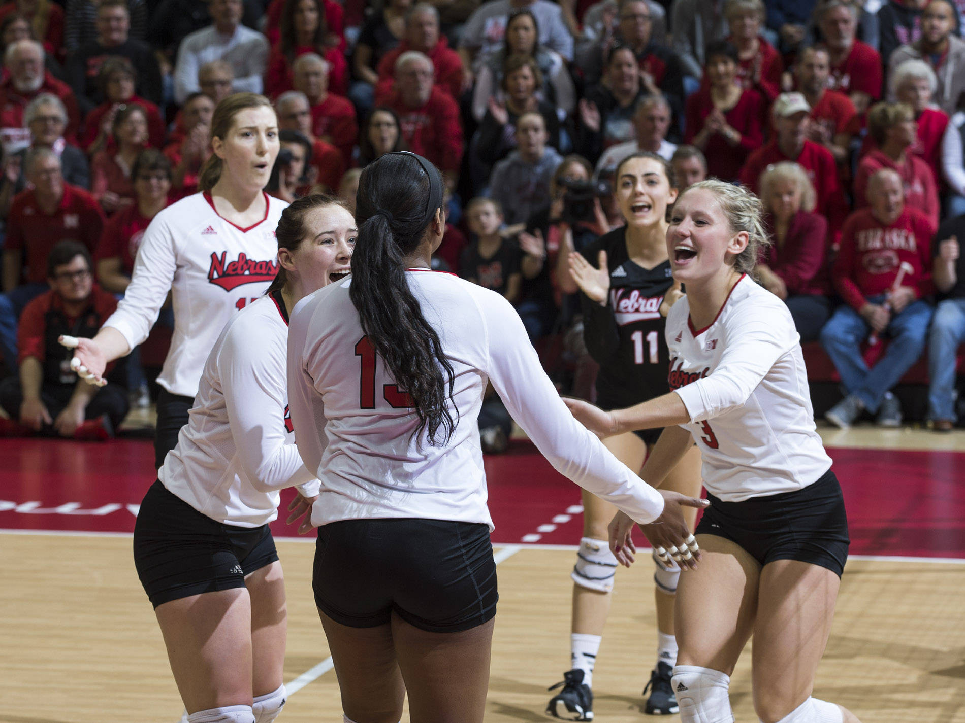 Kelly Hunter - Volleyball 2017 - University of Nebraska - Official ...