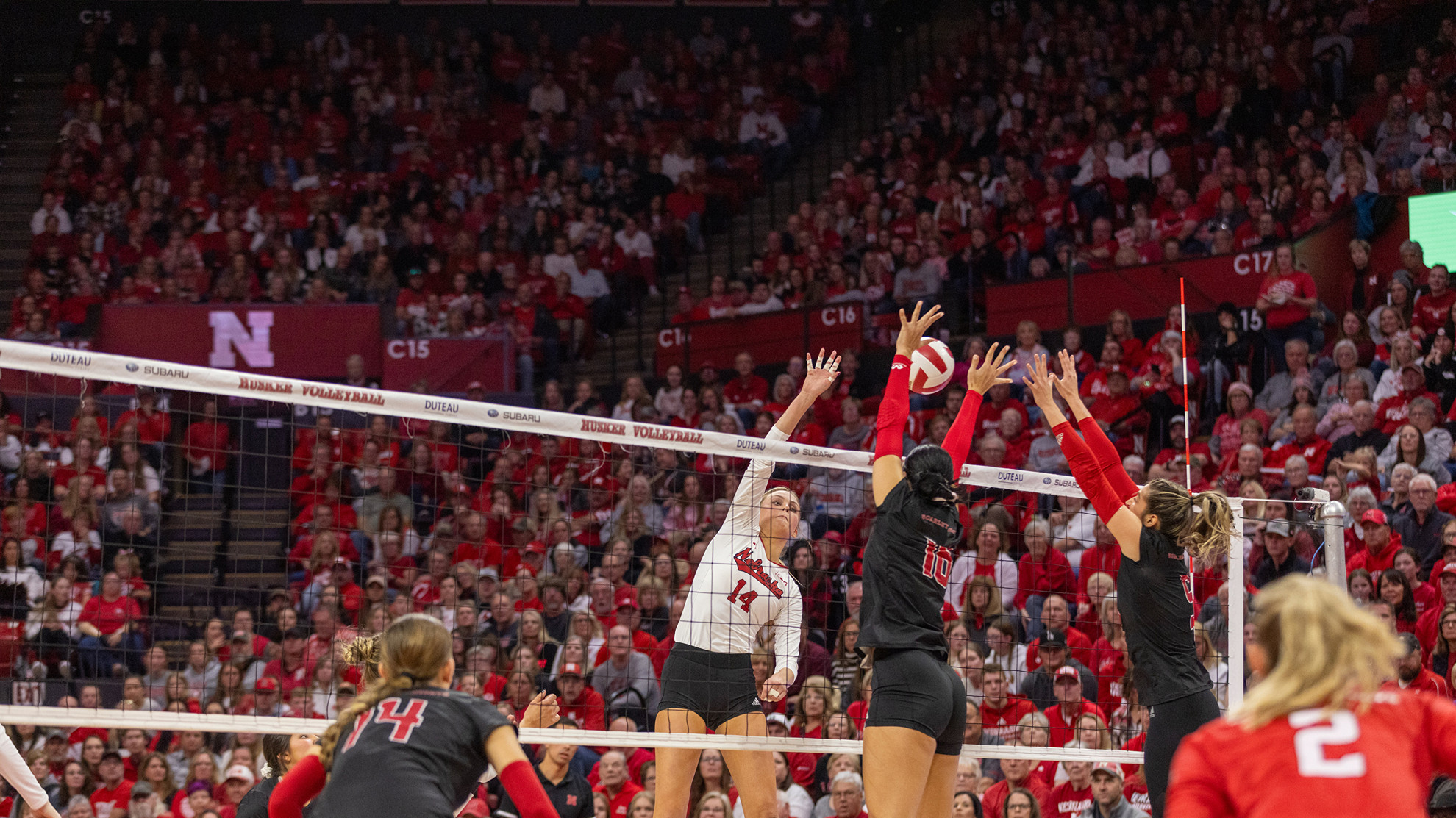 Huskers Sweep Rutgers - University of Nebraska - Official Athletics Website