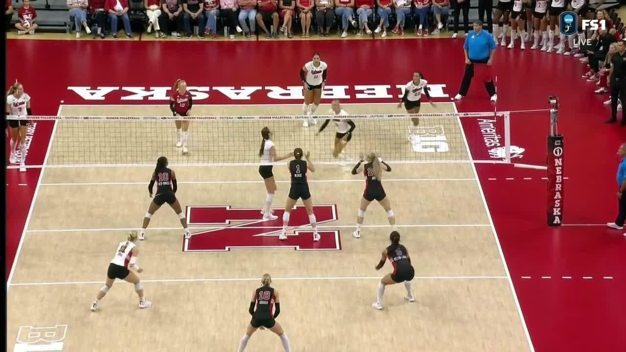 Nebraska Volleyball advance to 7-0 with a win over the No. 22 Utah Utes ...