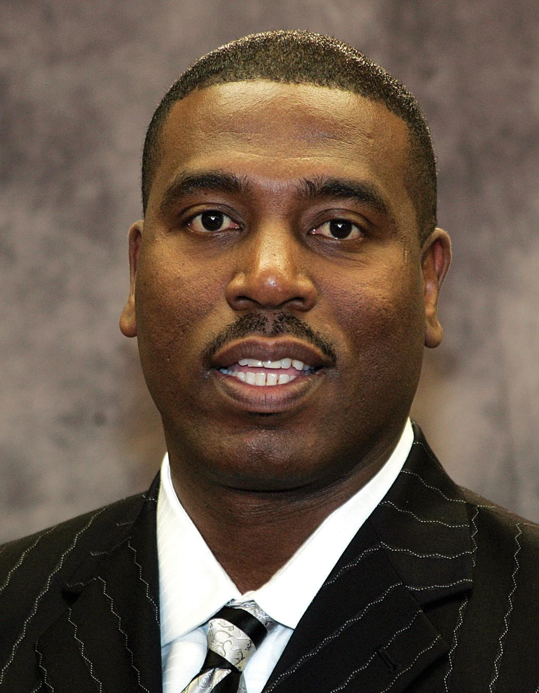 Tony Benford - University of Nebraska - Official Athletics Website