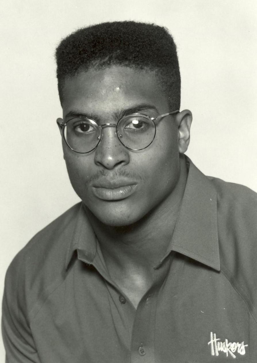 Donta Jones - Football 1991 - University of Nebraska - Official ...
