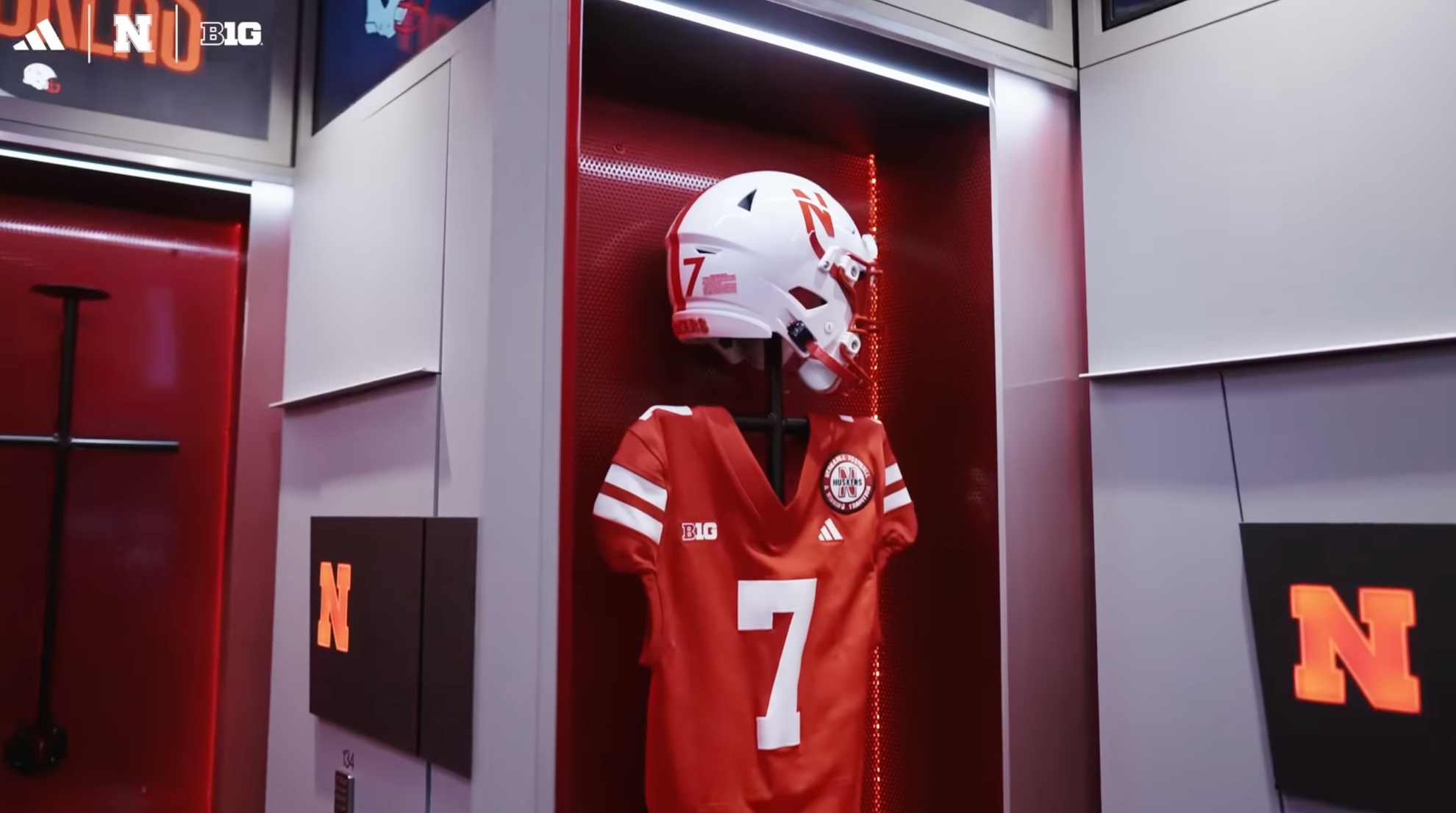 Watch: First Look at Nebraska Football's Brand New Facilities ...