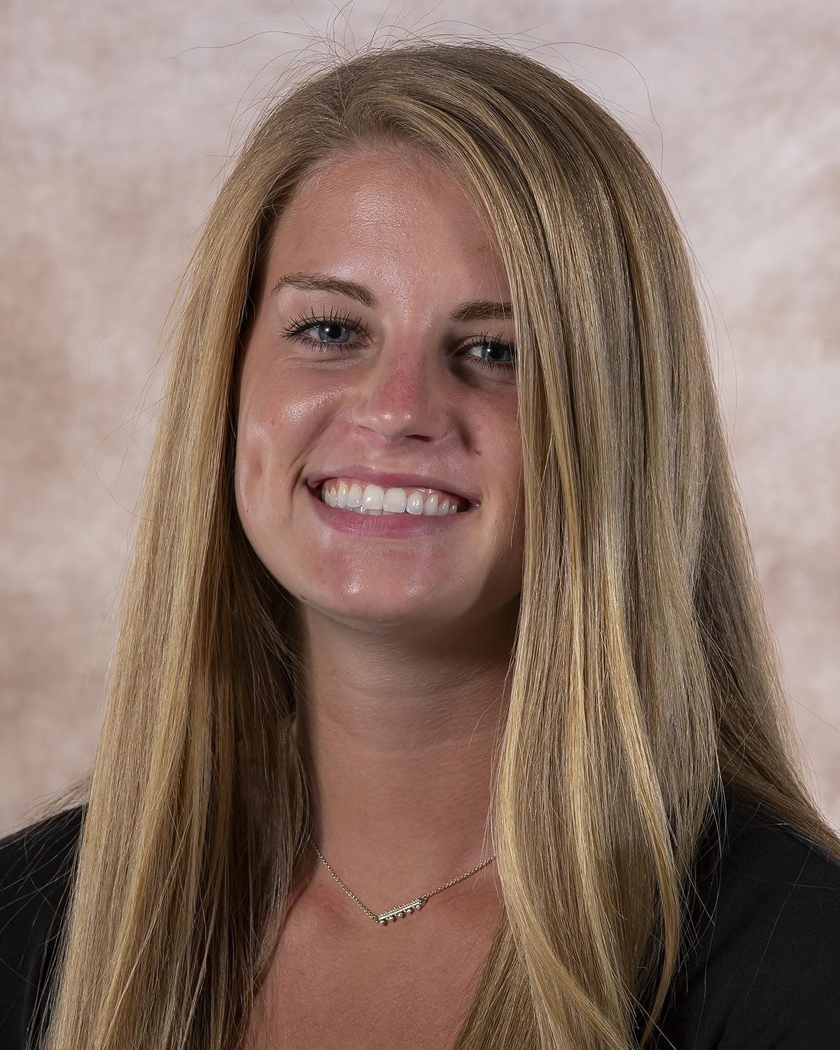 Callie Schwarzenbach - Volleyball 2019 - University of Nebraska ...