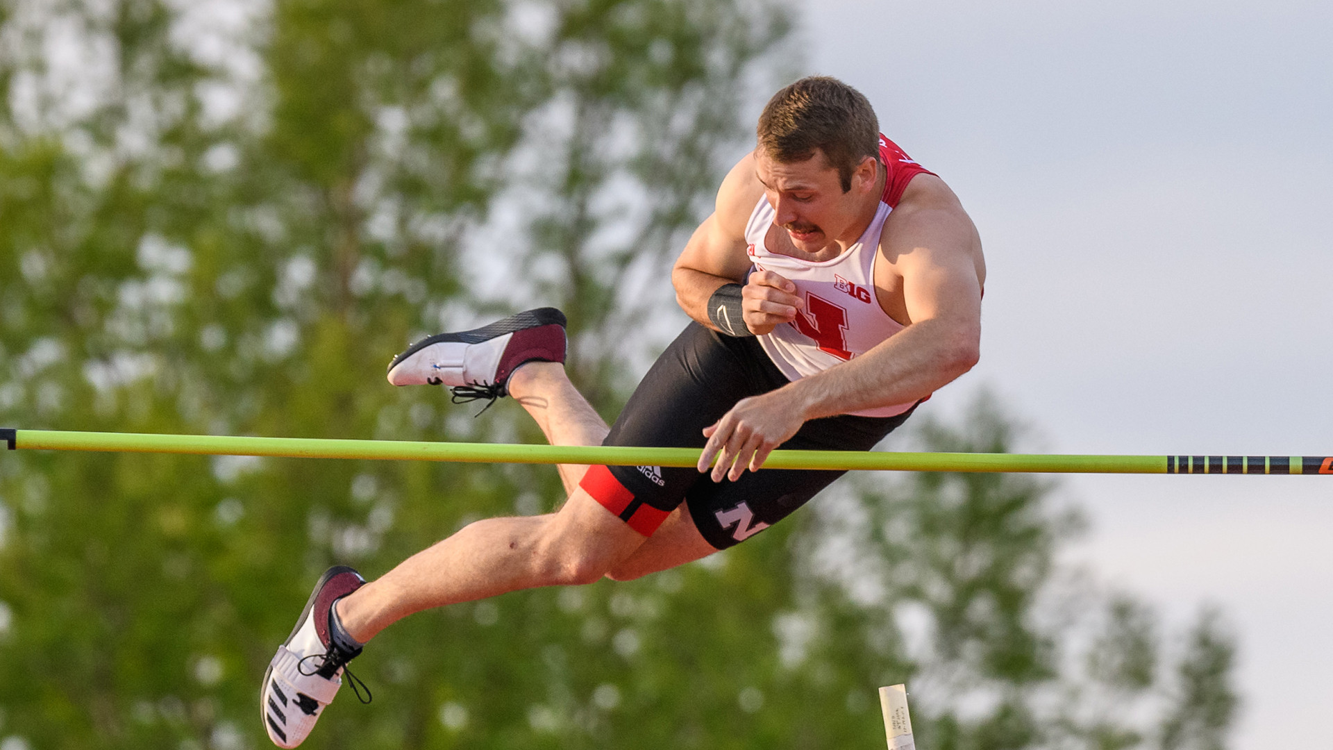Loontjer Claims Bronze in B1G Pole Vault - University of Nebraska ...