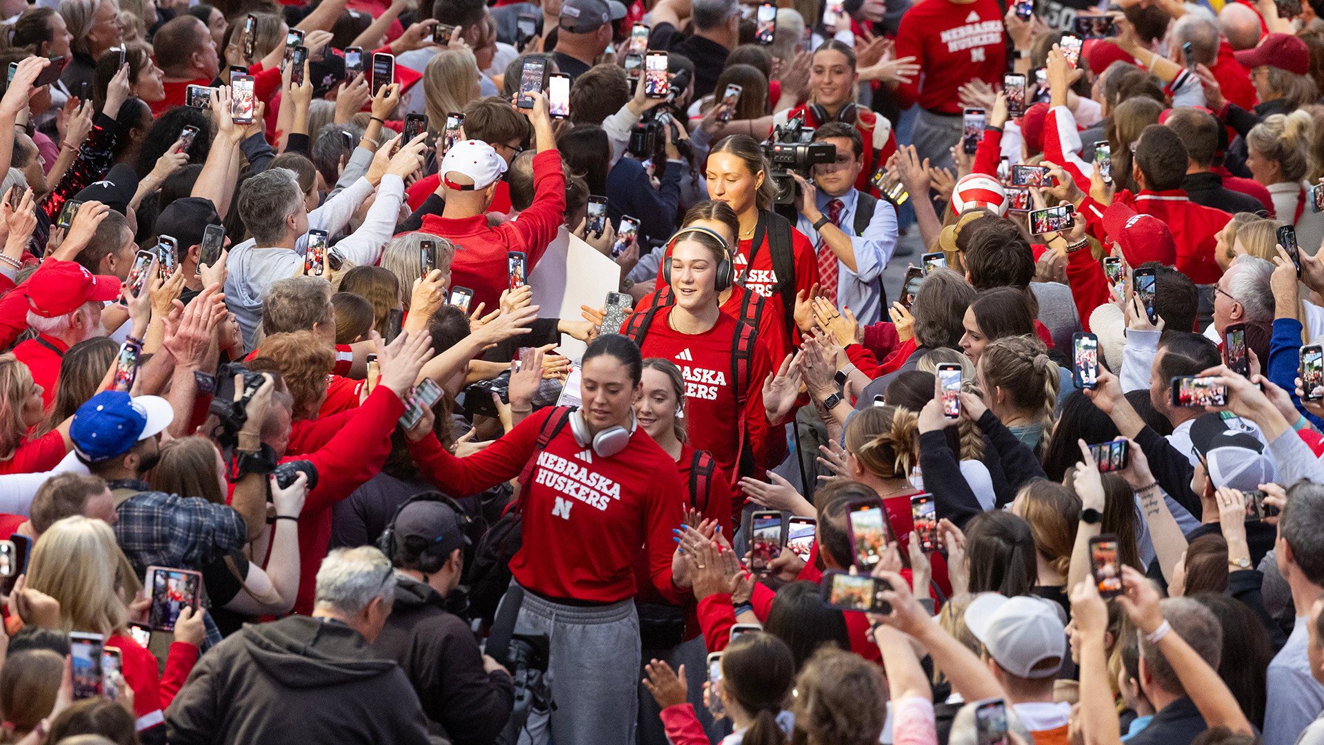 NCAA Semifinal Photo Gallery - University of Nebraska - Official ...