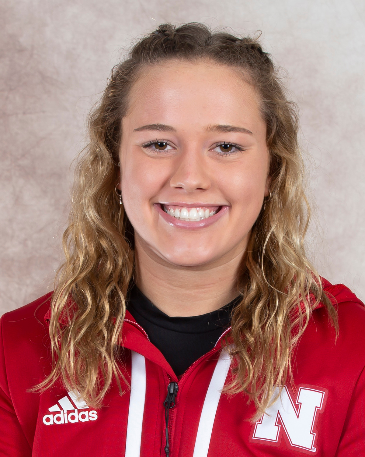 Hallie Roman - Swimming and Diving 2021-22 - University of Nebraska ...