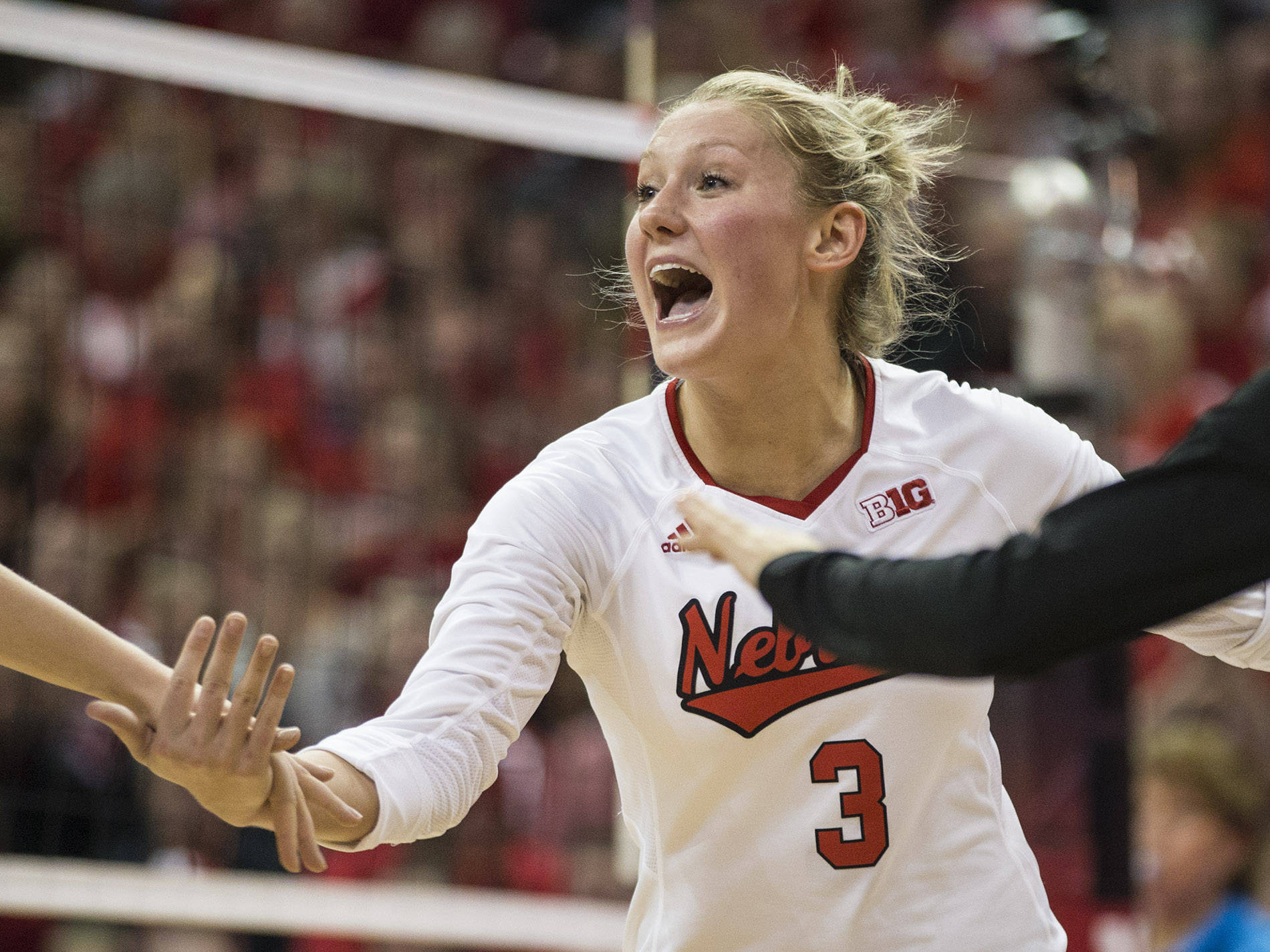 Kelly Hunter - Volleyball 2017 - University of Nebraska - Official ...