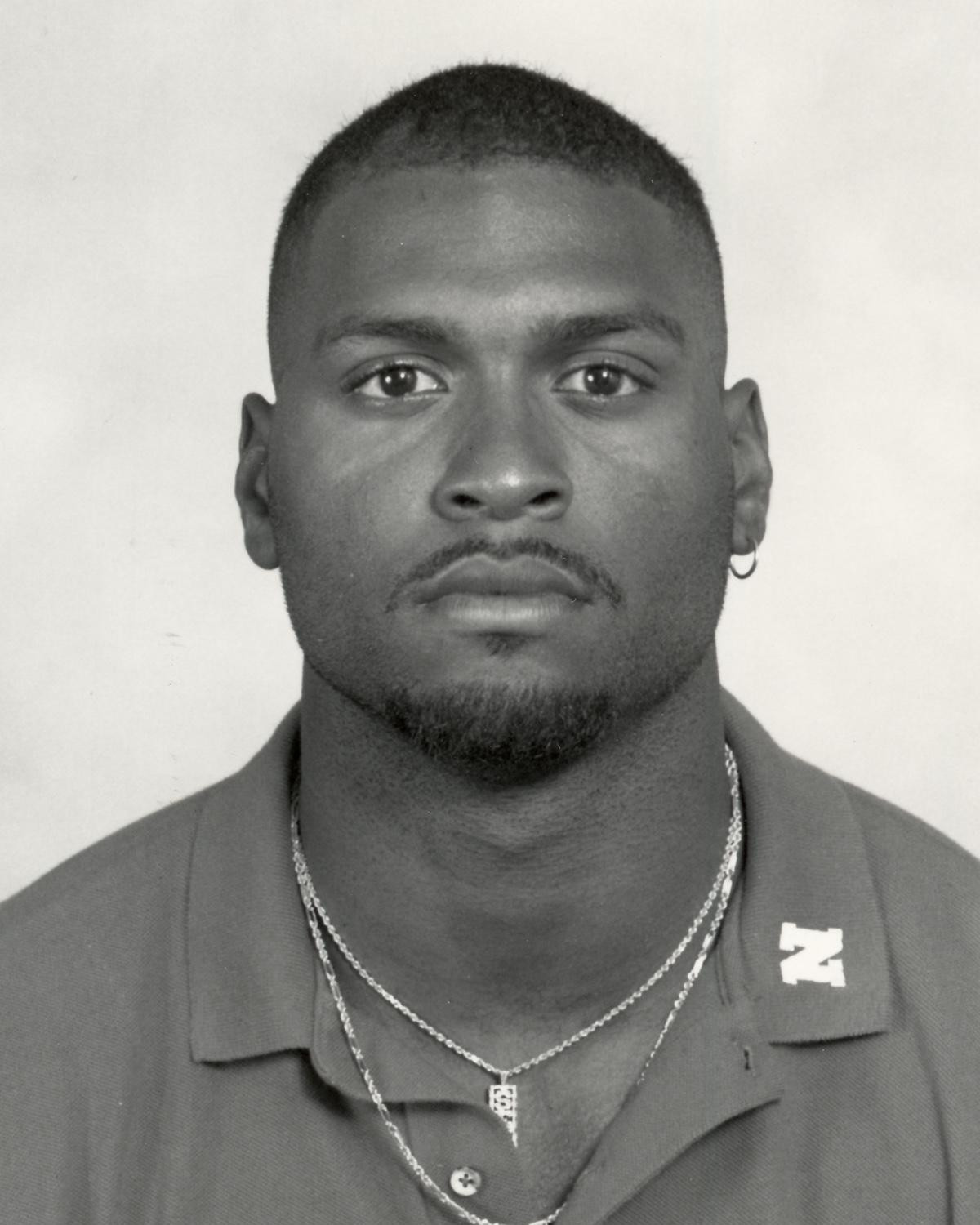 Mike Rucker - Football 1997 - University of Nebraska - Official ...