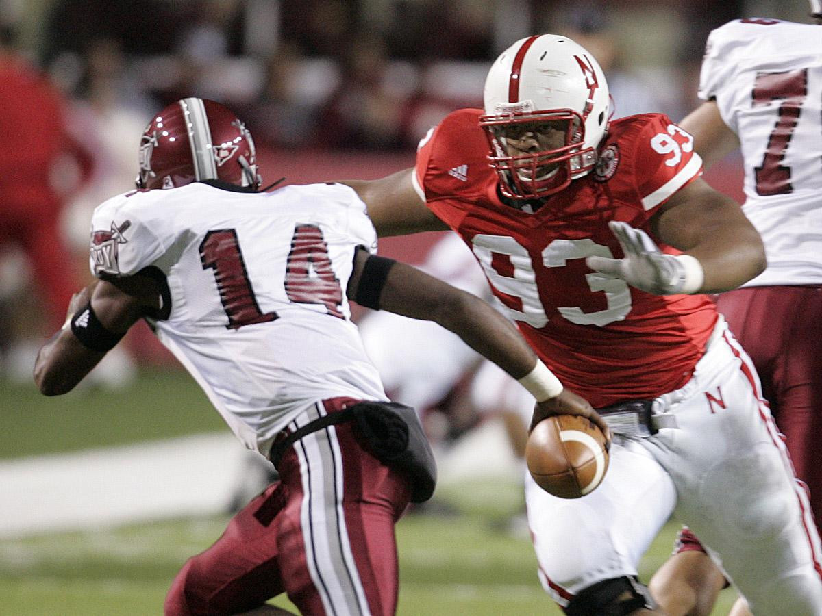 Suh Named to AFCA Coaches? All-America Team - University of Nebraska ...