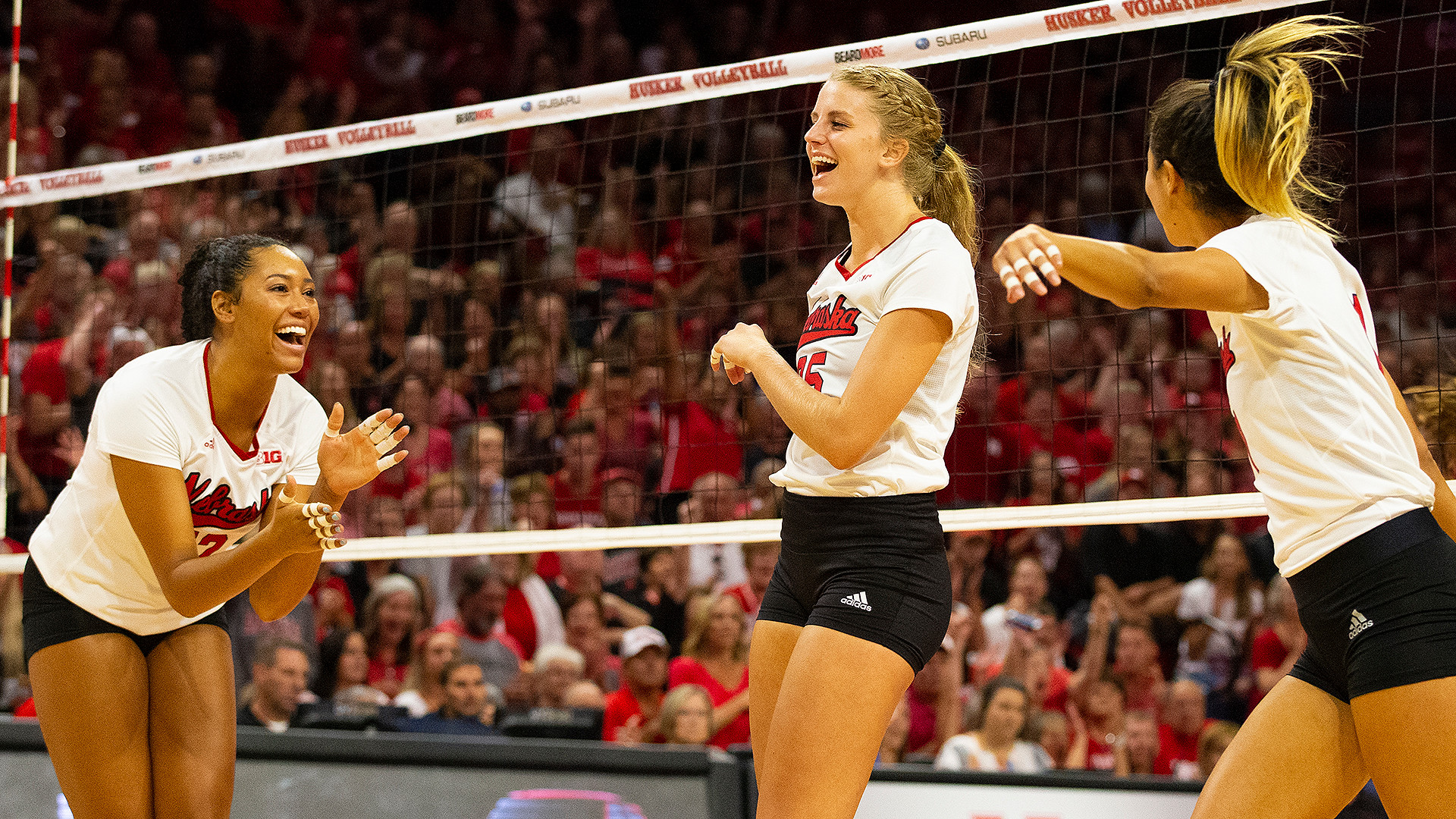 Jordan Larson - University of Nebraska - Official Athletics Website