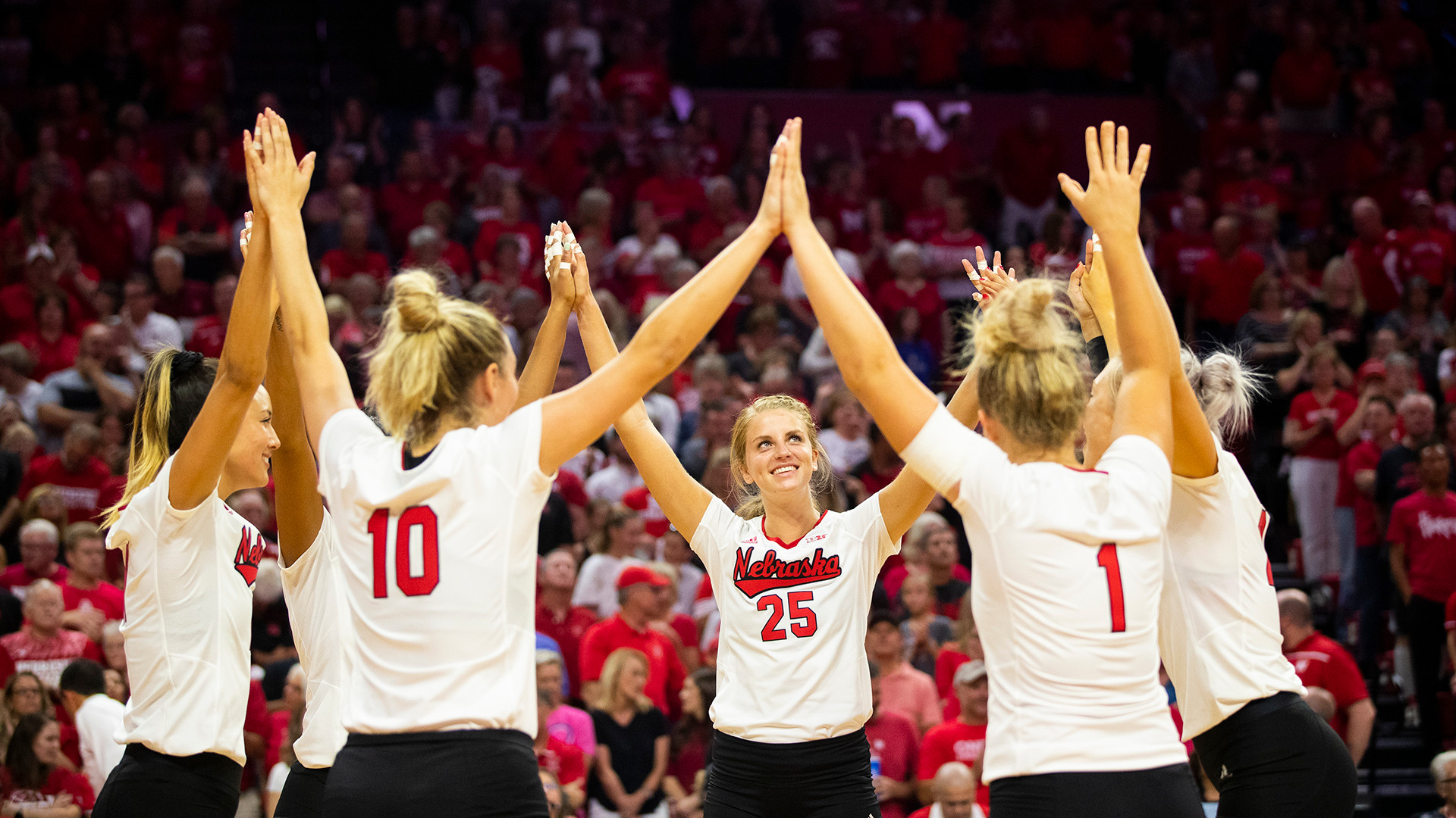 Jordan Larson - University of Nebraska - Official Athletics Website
