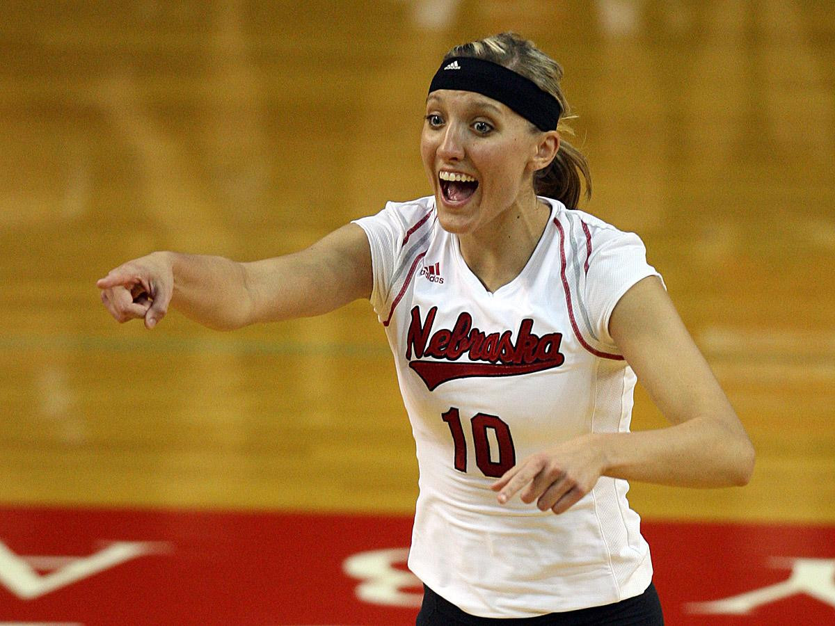 900 Square Feet Names Award in Honor of Jordan Larson - University of ...