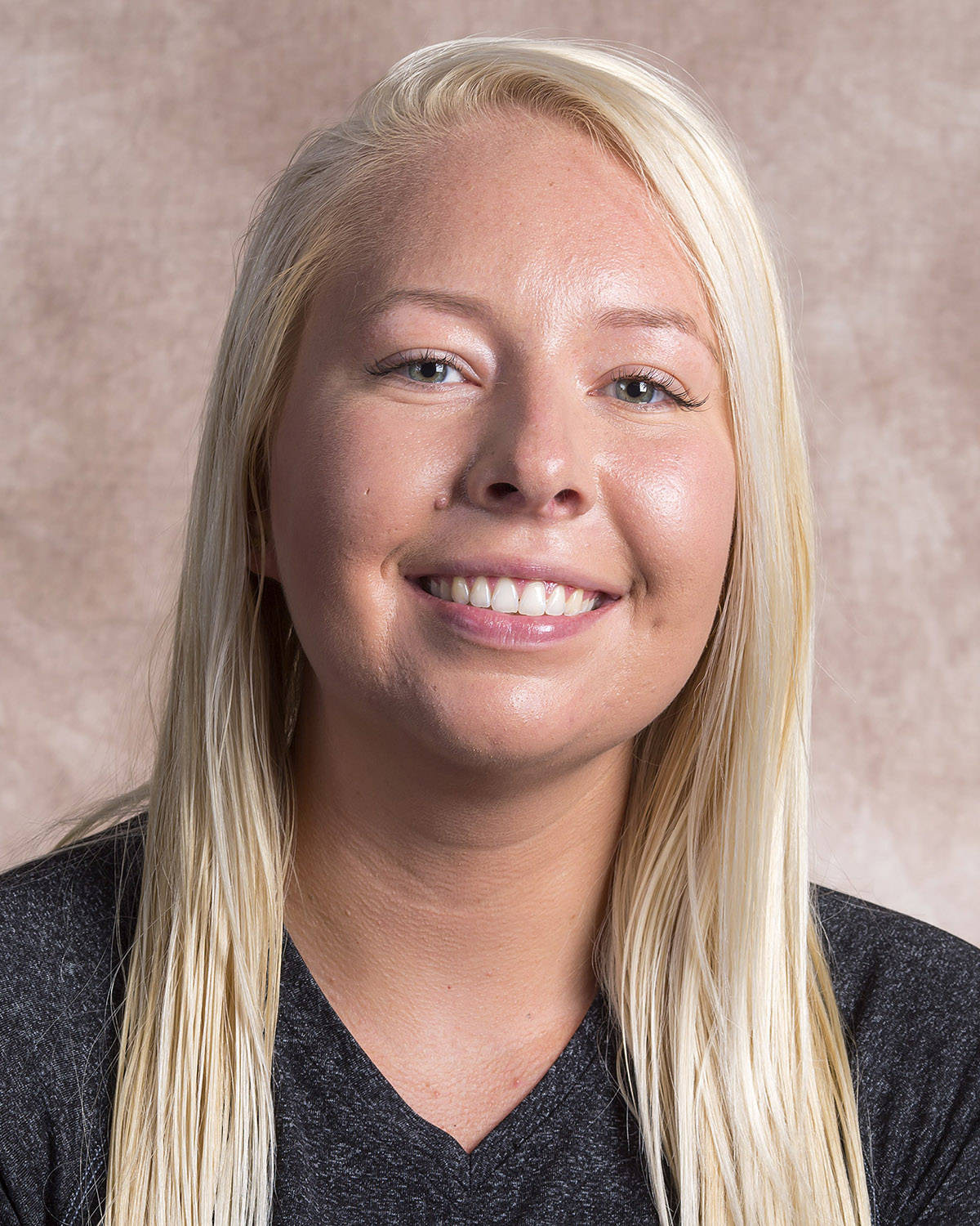 Mary Hanna - Women's Tennis 2013-14 - University of Nebraska - Official ...