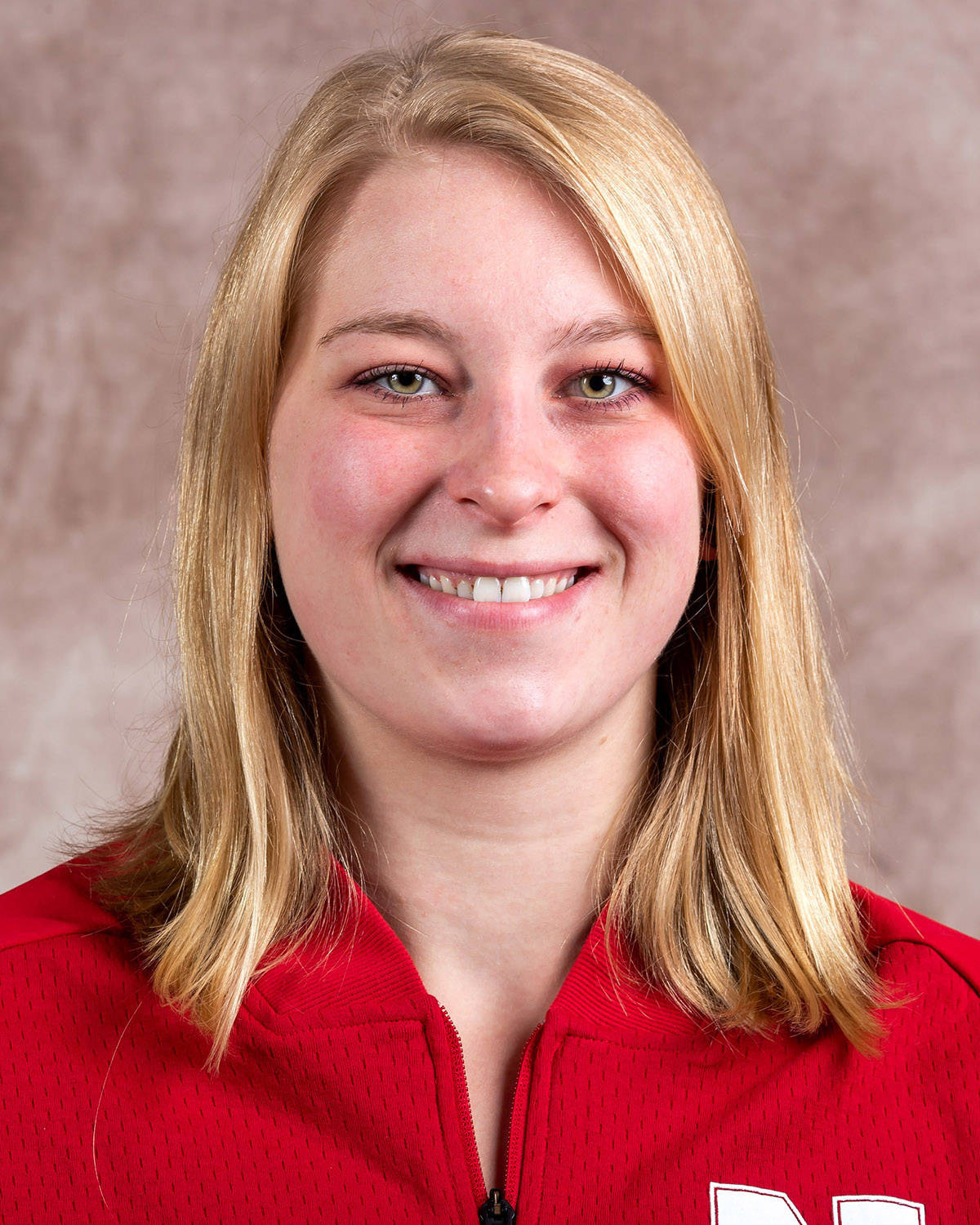 Dana Posthuma - Swimming and Diving 2018-19 - University of Nebraska ...