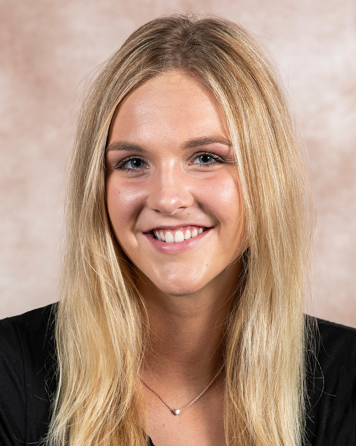 Riley Zuhn - Volleyball 2020-21 - University of Nebraska - Official ...