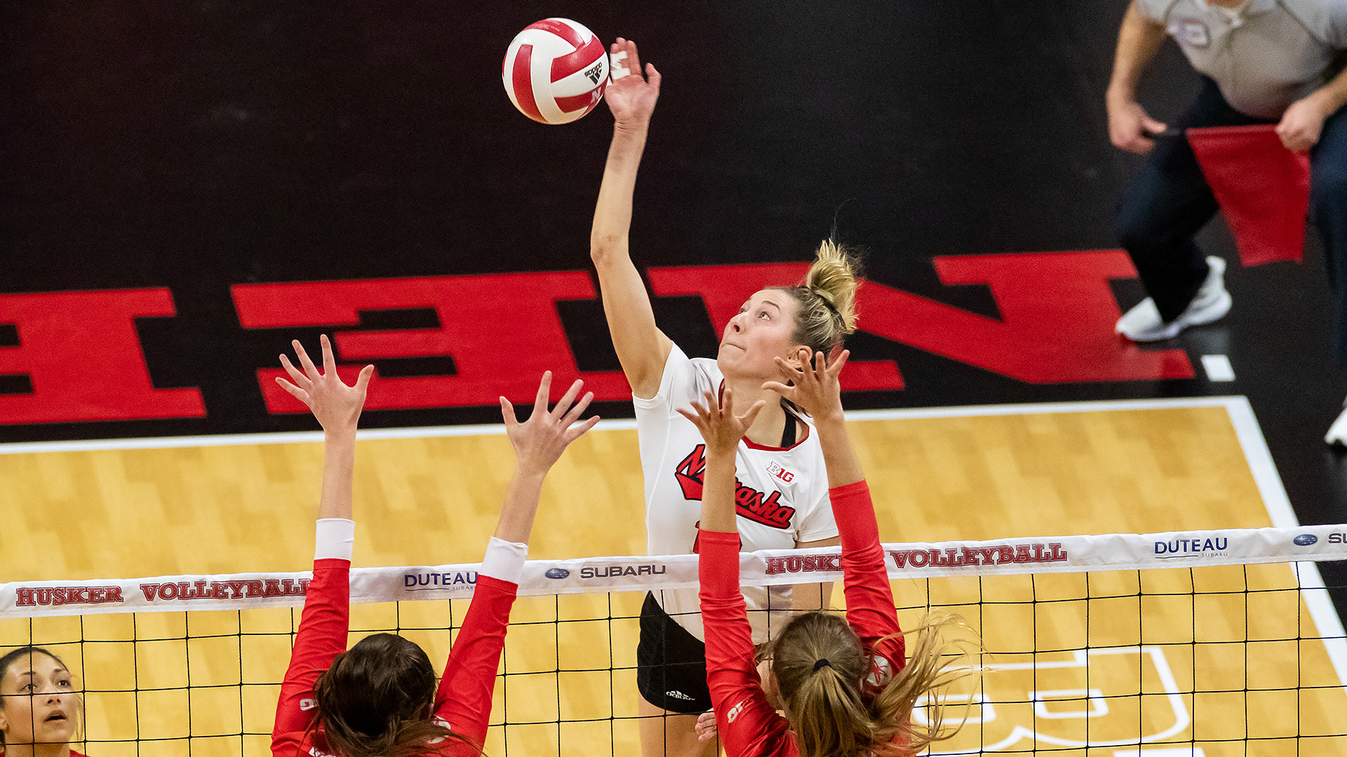 Lexi Sun - Volleyball 2020-21 - University of Nebraska - Official ...