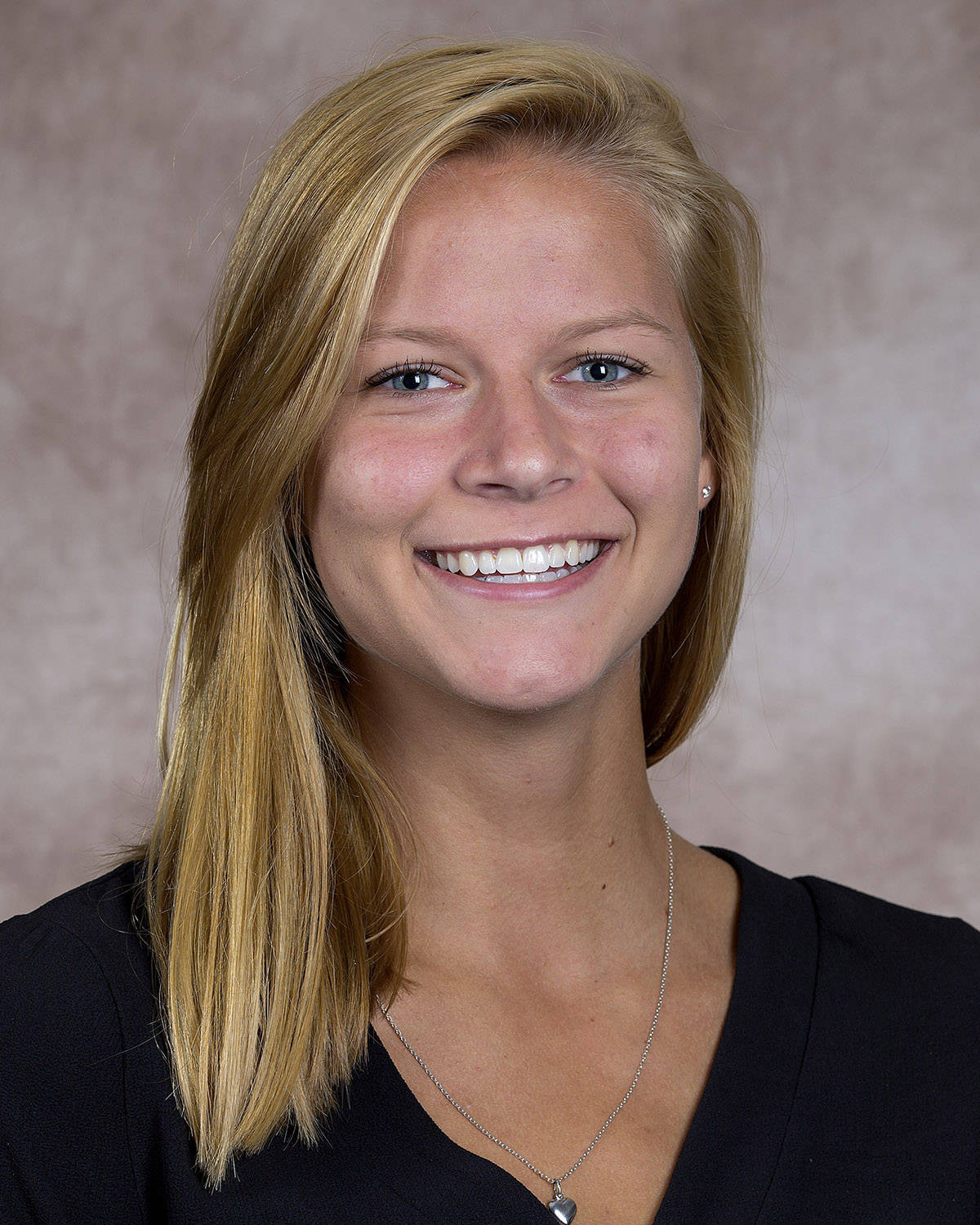 Tierney Lindner - Track and Field 2017-18 - University of Nebraska ...