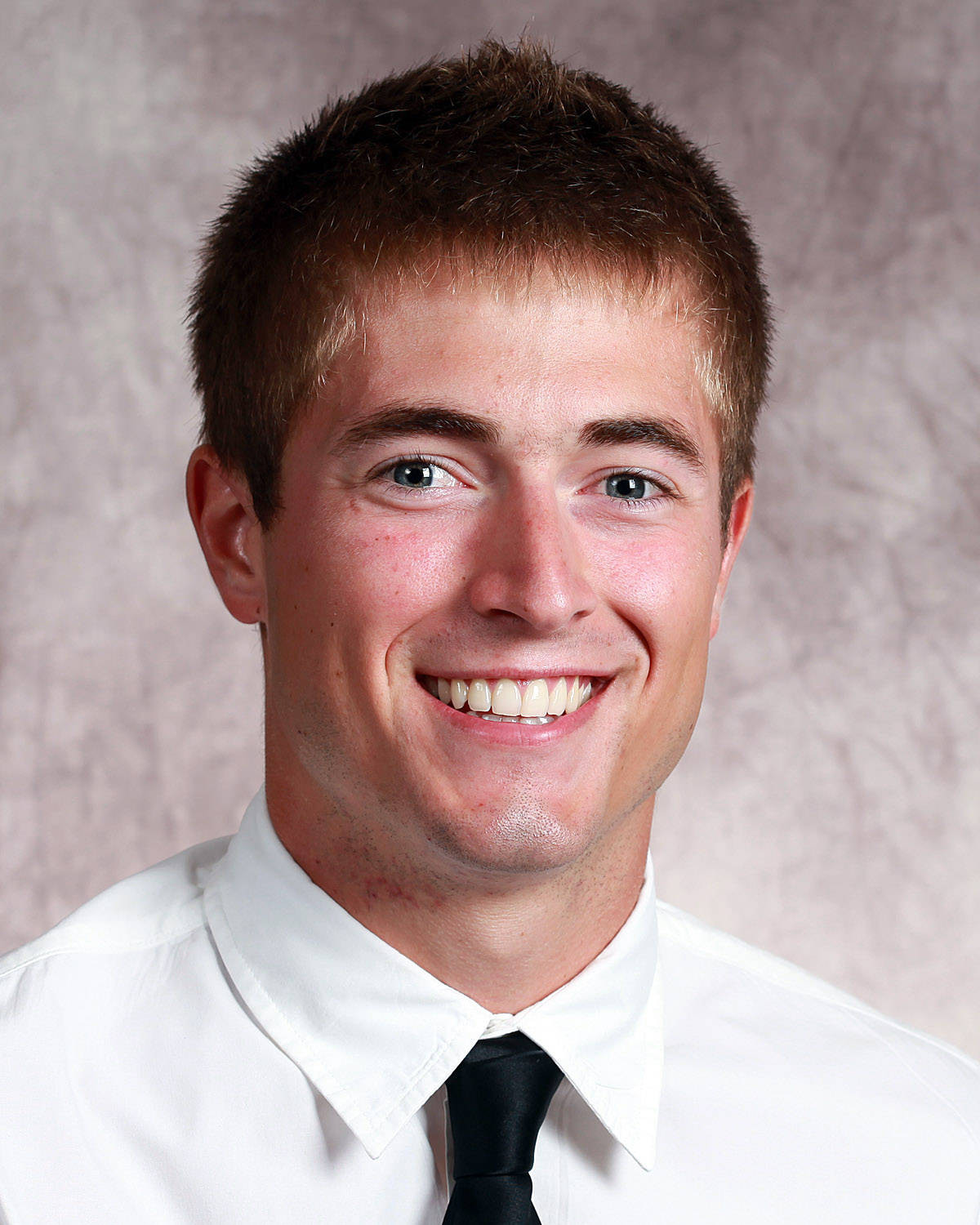 Adam Mitteis - Cross Country 2011 - University of Nebraska - Official ...