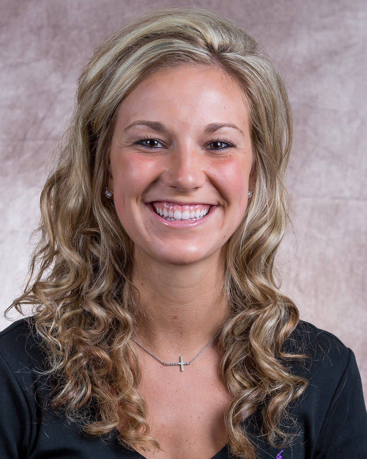 Lexie Oak - Track and Field 2015-16 - University of Nebraska - Official ...