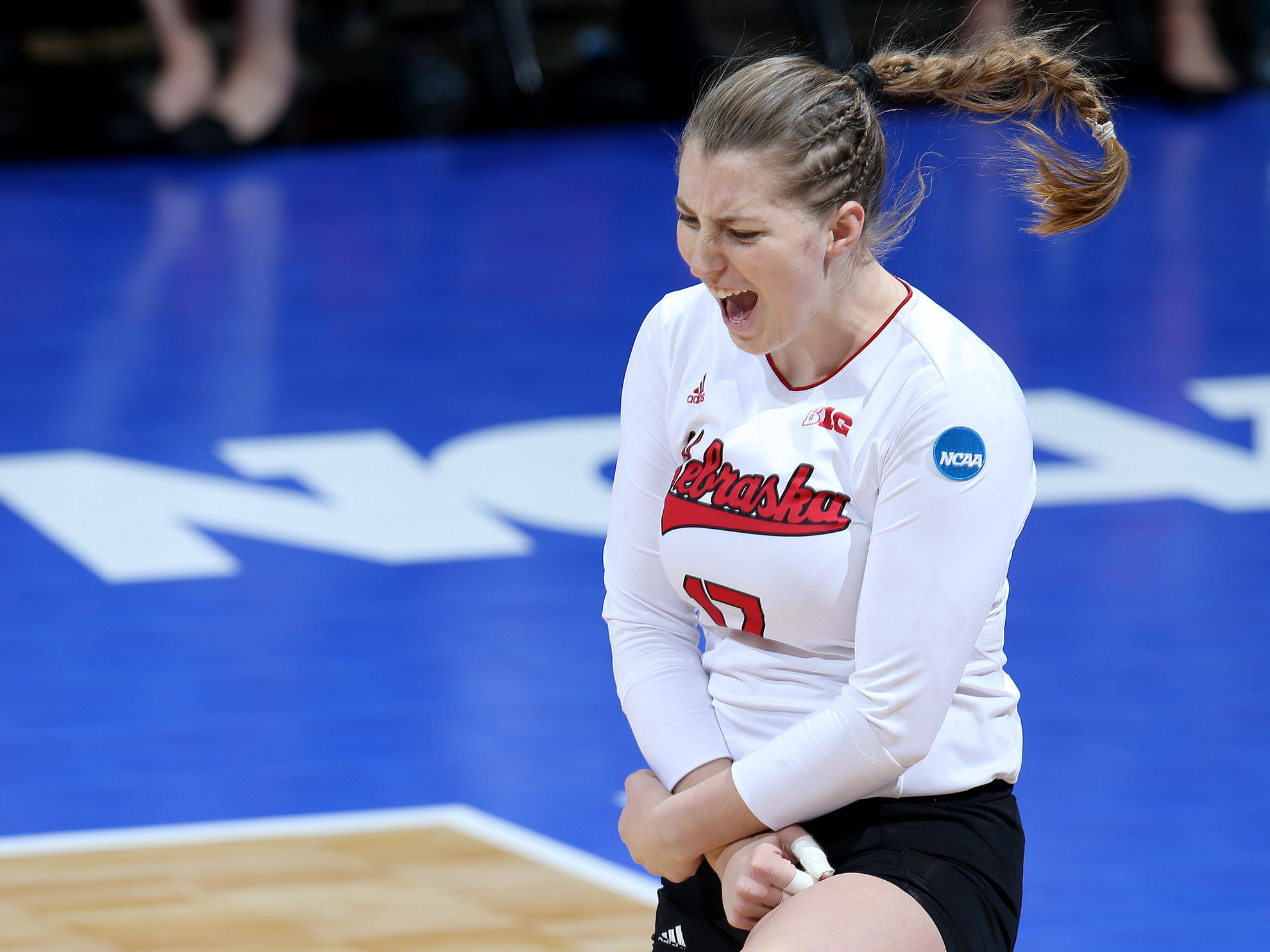 Kelly Hunter - Volleyball 2017 - University of Nebraska - Official ...