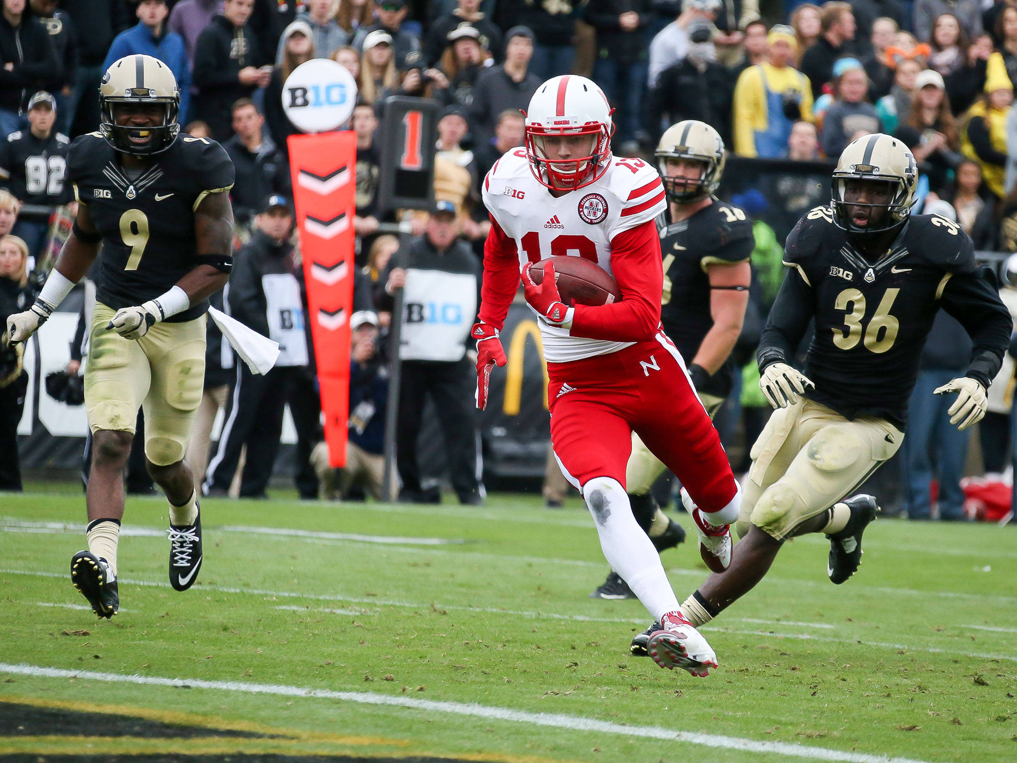 Terrell Newby - Football 2016 - University of Nebraska - Official ...
