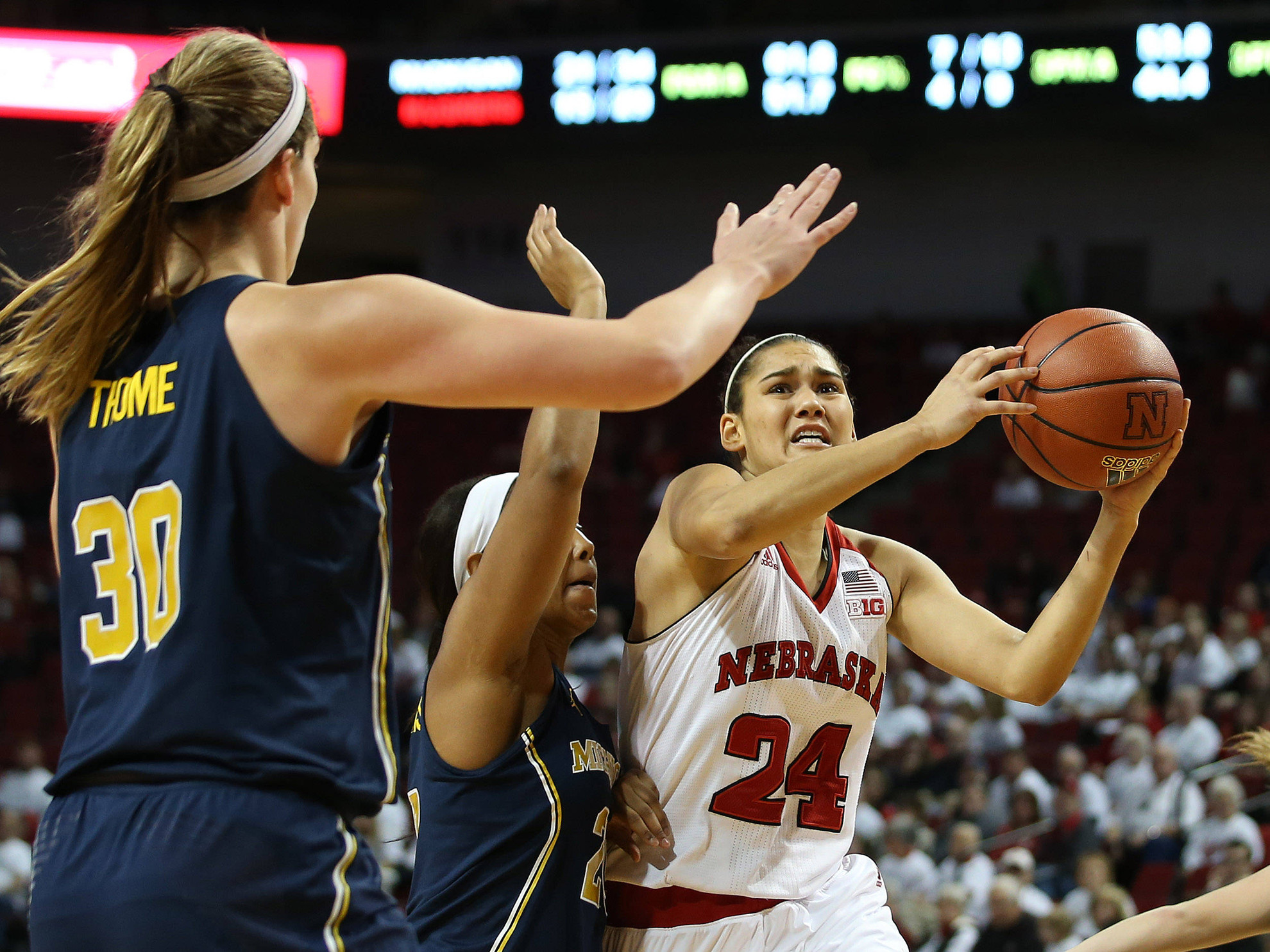 Jessica Shepard - Women's Basketball 2016-17 - University of Nebraska ...