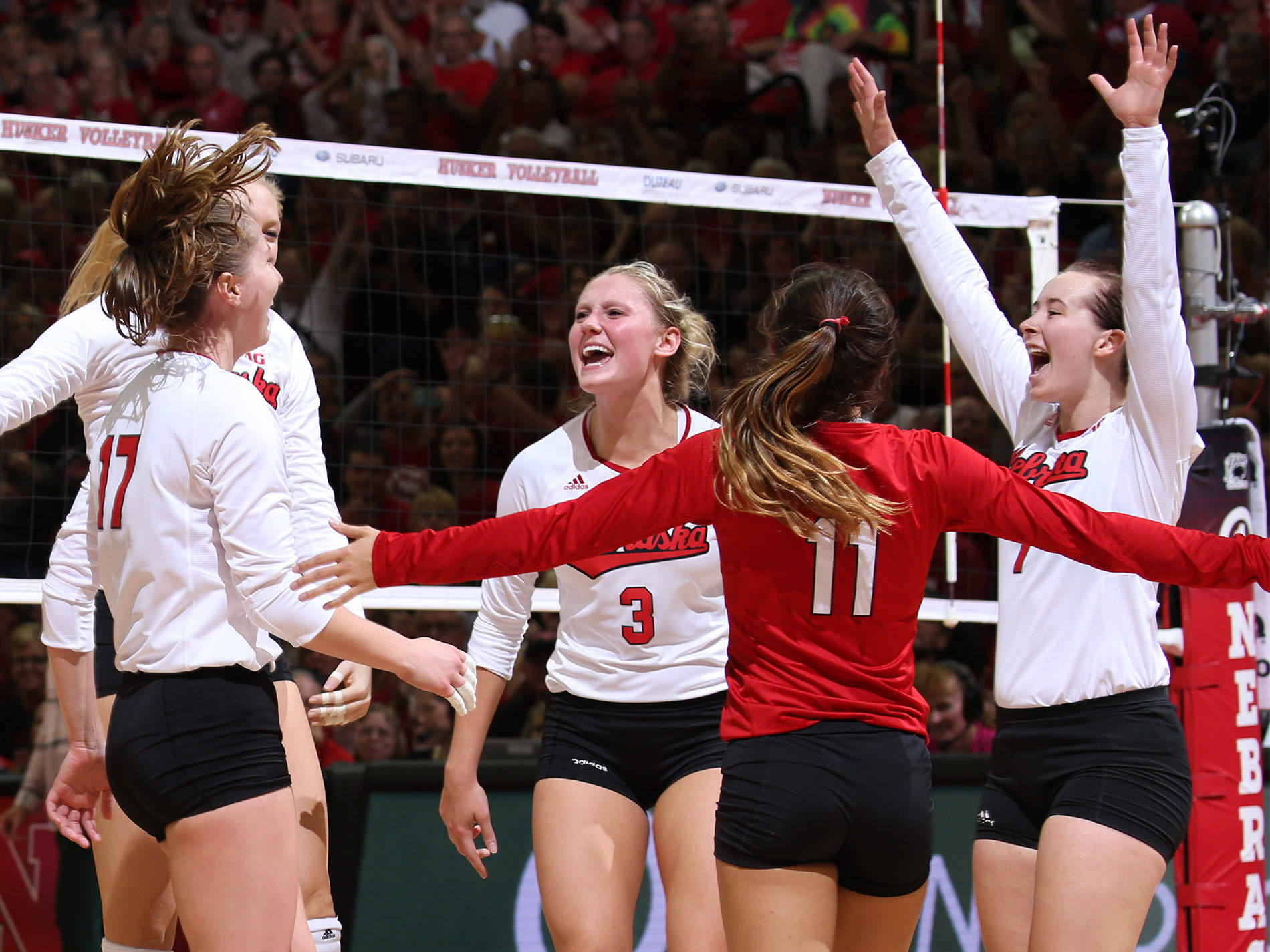 Kelly Hunter - Volleyball 2017 - University of Nebraska - Official ...