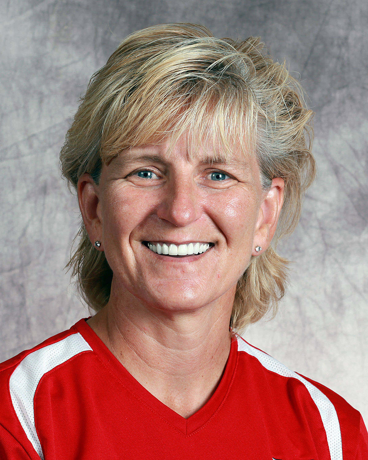 Rhonda Revelle - University of Nebraska - Official Athletics Website