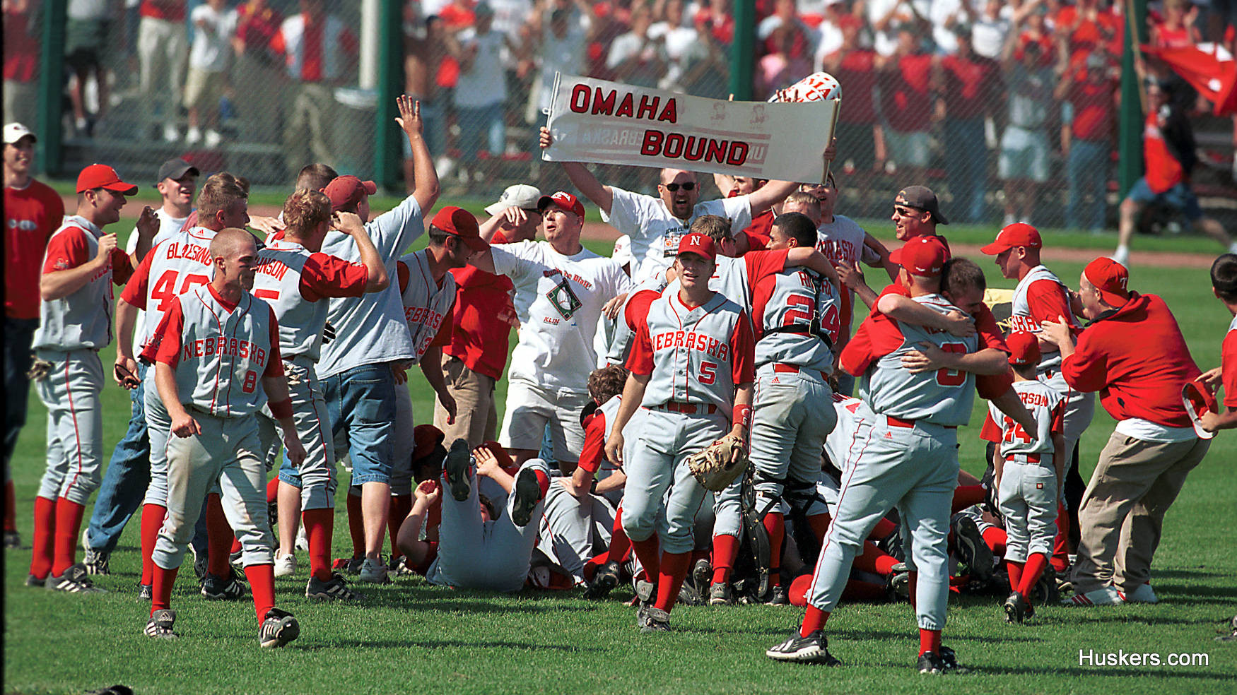 2001 College World Series - University of Nebraska - Official Athletics ...