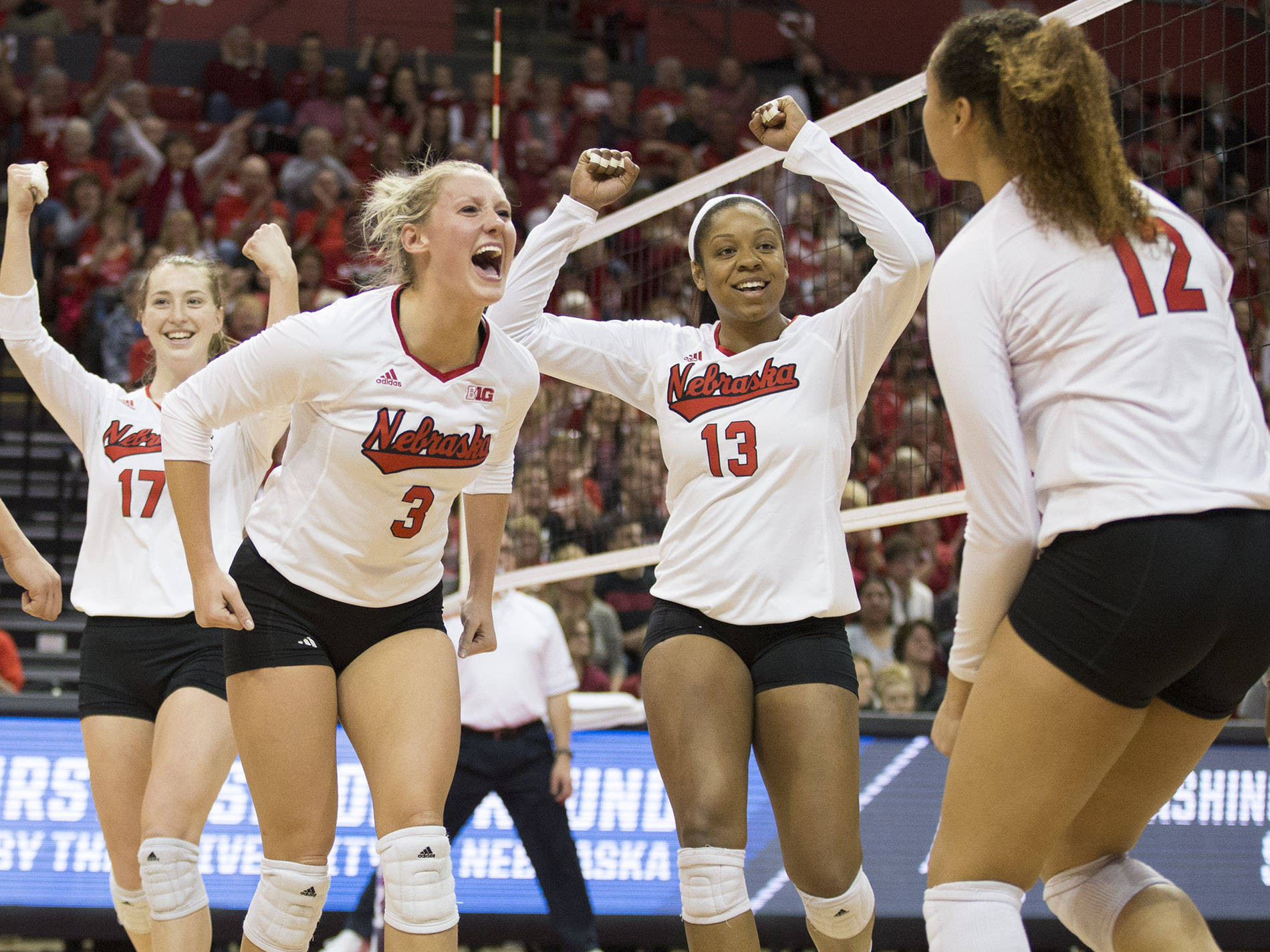 Kelly Hunter - Volleyball 2017 - University of Nebraska - Official ...