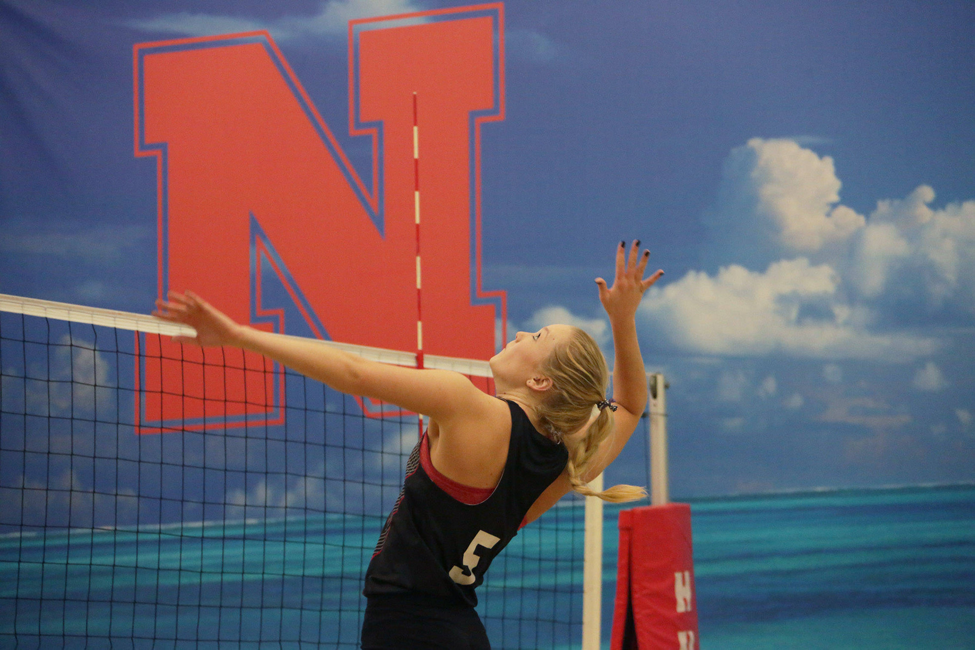 Kelly Hunter - Volleyball 2017 - University of Nebraska - Official ...