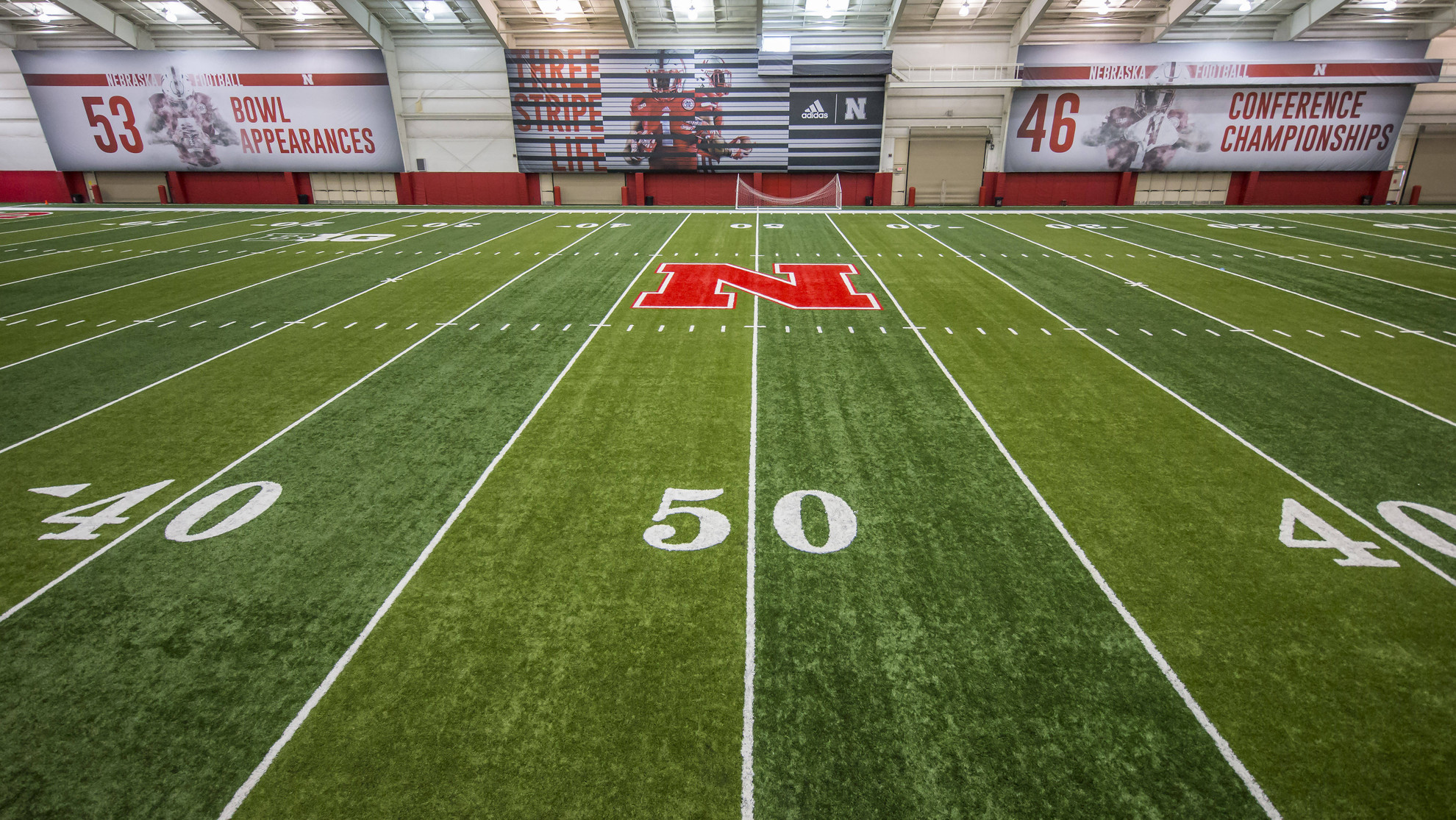 Knighton Highlights Leadership of Husker Defense - University of ...