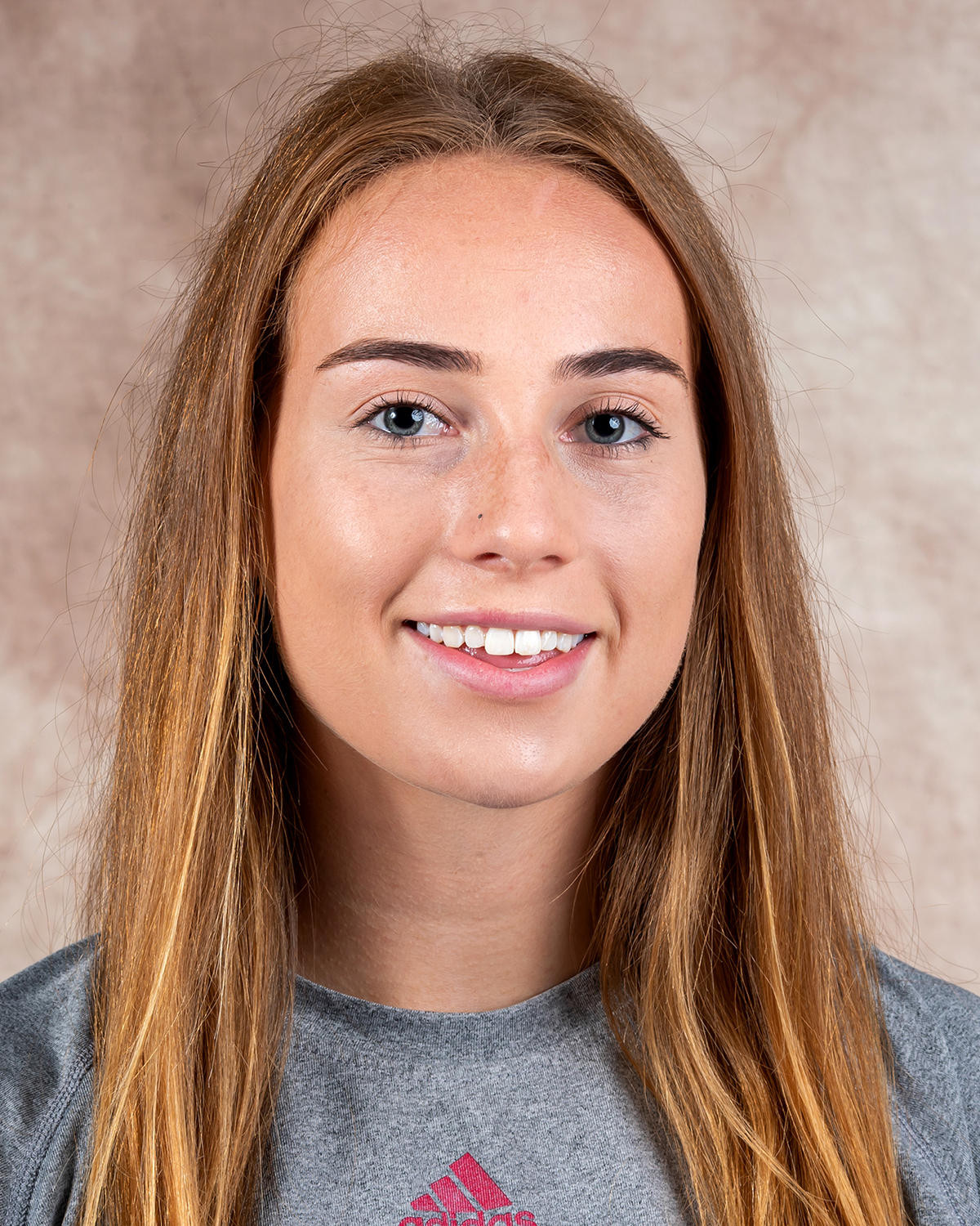 Kate Leachman - Soccer 2020-21 - University of Nebraska - Official ...